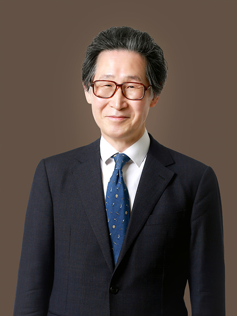KIM CHANG LEE