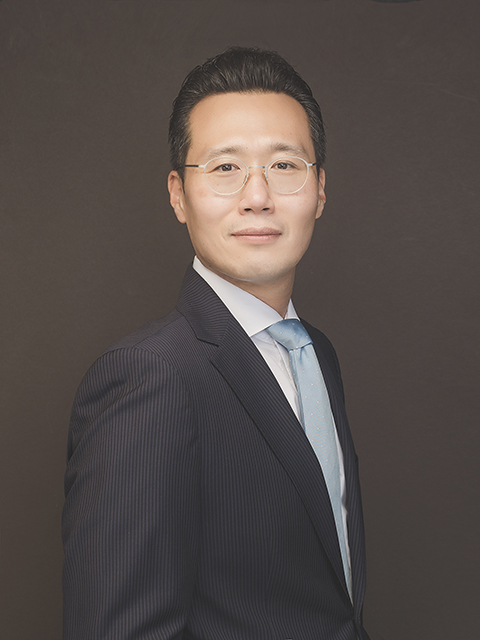 KIM CHANG LEE