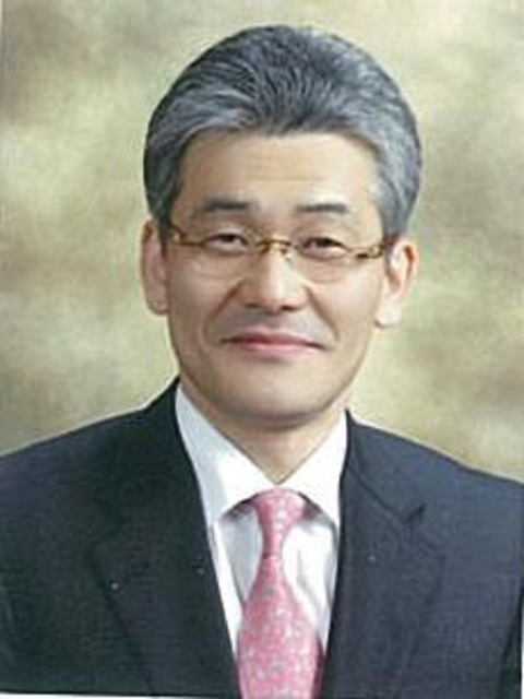 KIM CHANG LEE